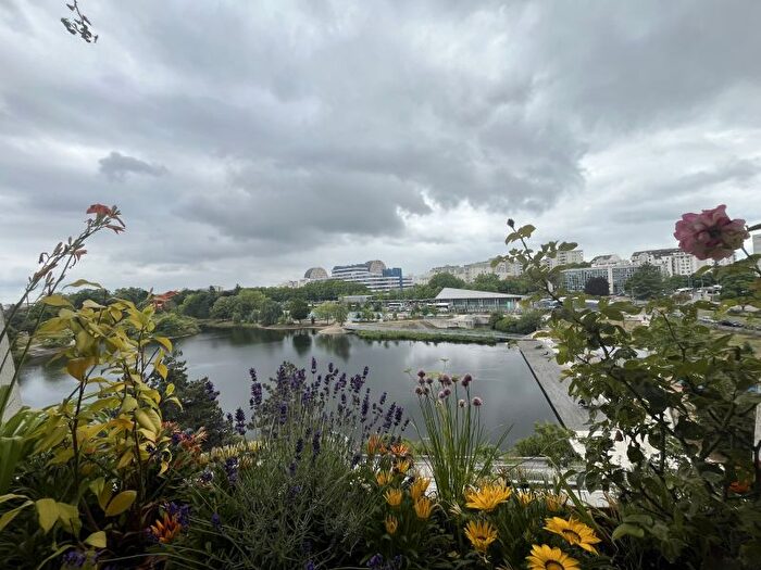 Appartement à vendre - Noisy-le-Grand - 4 pièces - 2 chambres