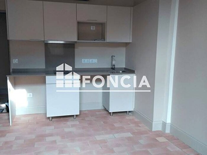 Appartement à louer - Zone Pietonne, Avignon - 1 pièce