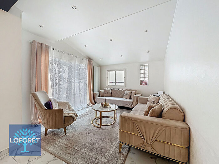 Maison à vendre - Ormoy - 5 pièces - 4 chambres