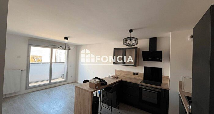 Appartement à louer - Bourgogne, Les Ulis - 3 pièces - 2 chambres