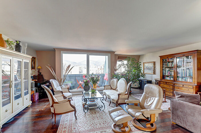 Appartement à vendre - Clermont-Ferrand, Jaude, Fontgiève Saint-Alyre - 5 pièces - 3 chambres