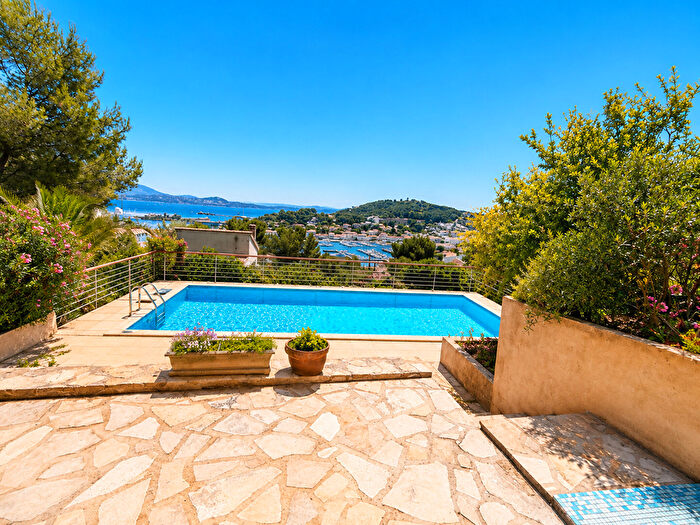 Maison 5 pièces à vendre à Saint-Mandrier-sur-Mer