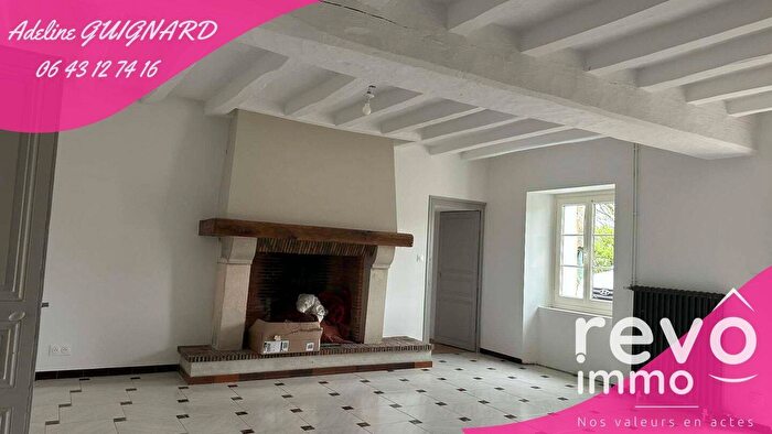 Maison à louer - Chemillé-en-Anjou - 5 pièces - 3 chambres