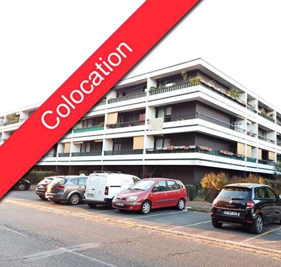 Appartement à louer - Pessac, Saige - 1 pièce - 3 chambres