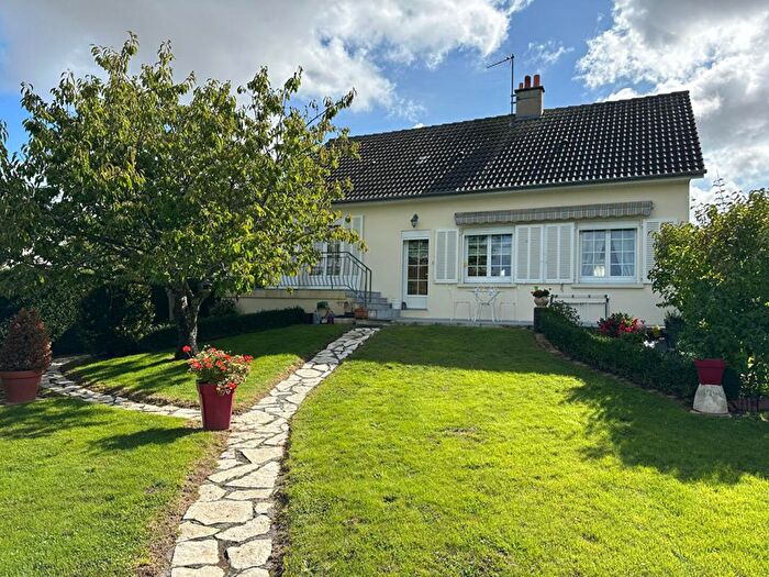 Maison à vendre - Nogent-le-Rotrou - 6 pièces - 5 chambres