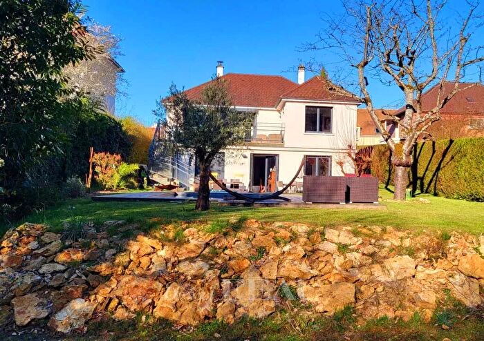 Maison à vendre - Vélizy-Villacoublay - 6 pièces - 4 chambres