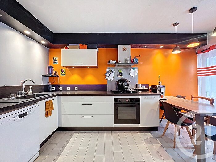 Maison à vendre - La Tour-du-Crieu - 6 pièces - 4 chambres