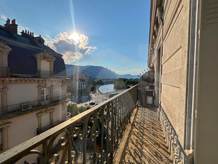 Appartement 4 pièces à vendre à Grenoble, Centre-ville