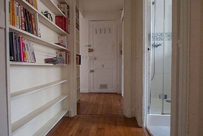 Appartement à louer - Paris ème - 2 pièces - 1 chambre