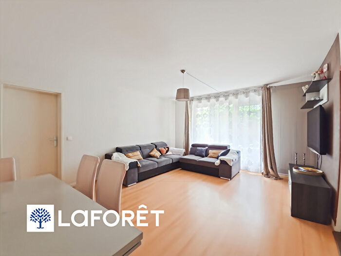 Ris-Orangis, Ferme du Temple : Appartement 4 pièces à vendre