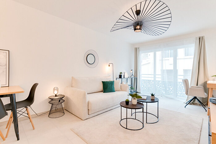 Appartement à vendre - Marseille e , La Timone - 1 pièce