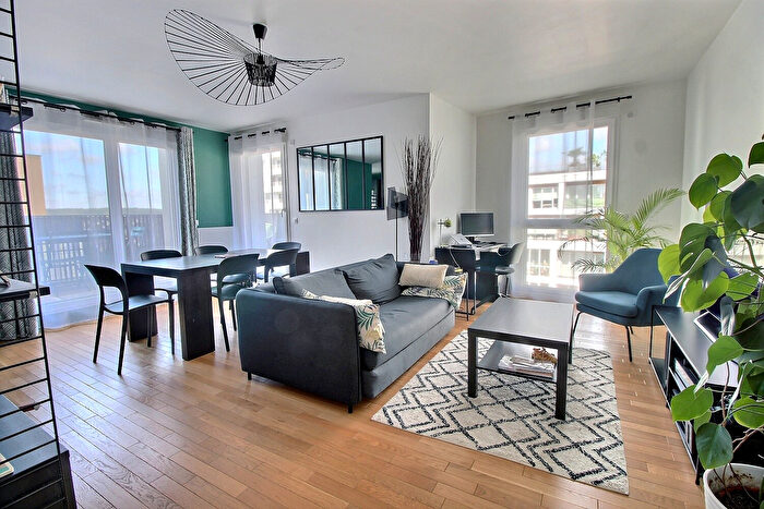 Appartement à vendre - Rueil-Malmaison, Mont Valerien - 4 pièces - 2 chambres