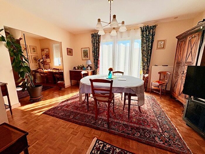 Saint-Cyr-sur-Loire, Cèdres, Cottage Park : Maison 6 pièces à vendre