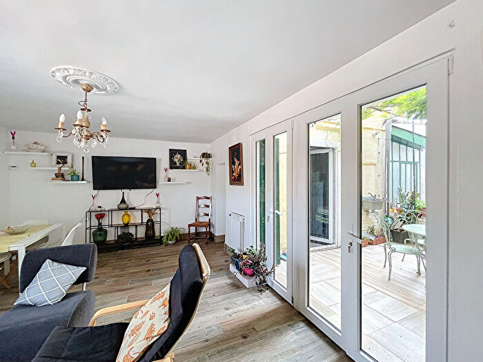 Appartement à louer - Avignon, Saint-Ruf - 3 pièces - 2 chambres