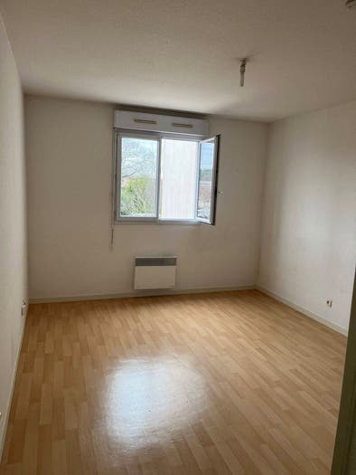Appartement 1 pièce à Brivazac-Candau, Pessac, à louer
