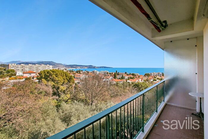 Appartement 1 pièce à Nice, Caucade, à vendre