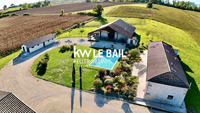 Maison à vendre - Lougratte - 10 pièces - 6 chambres