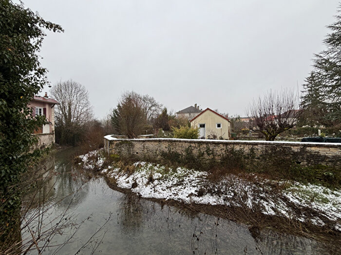 Maison à vendre - Châtillon-sur-Seine - 5 pièces - 4 chambres