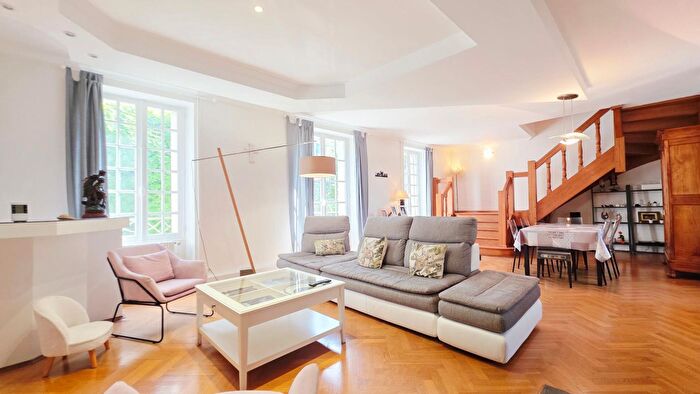 Bourges, Centre-ville, Charlet, Lahitolle, Pignoux, Sembat - Maison 6 pièces à vendre