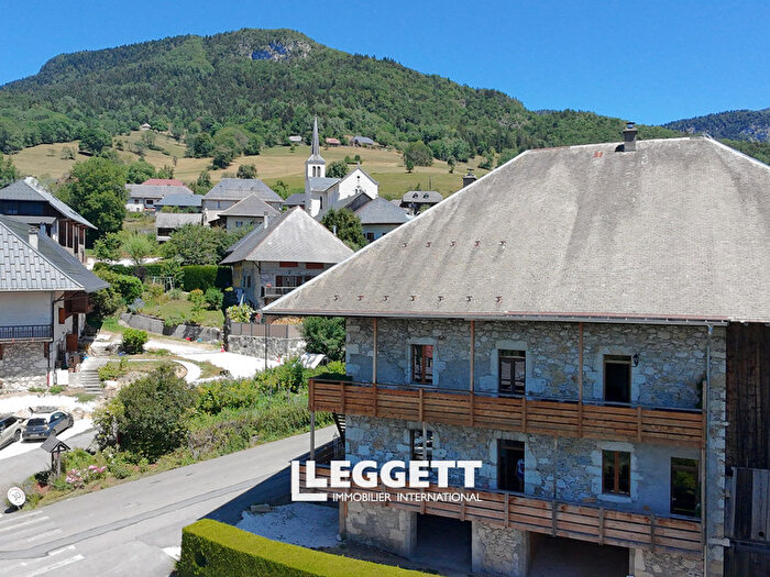 Bellecombe-en-Bauges : Maison 10 pièces à vendre