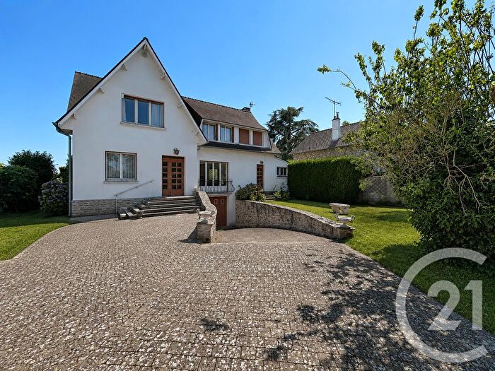 Maison 8 pièces à vendre à Rambouillet, Groussay, Providence, Gommerie, Vernes, Dreyfus
