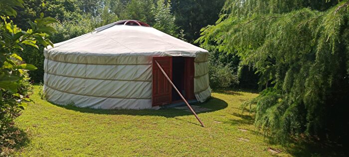 Maison à vendre - Bazoges-en-Pareds - 11 pièces - 4 chambres