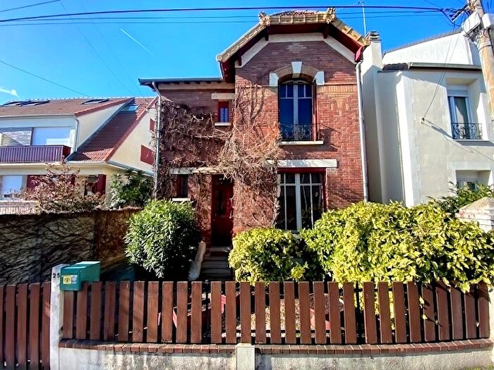 Maison à vendre - Le Blanc-Mesnil, Centre Coudray - 5 pièces - 3 chambres