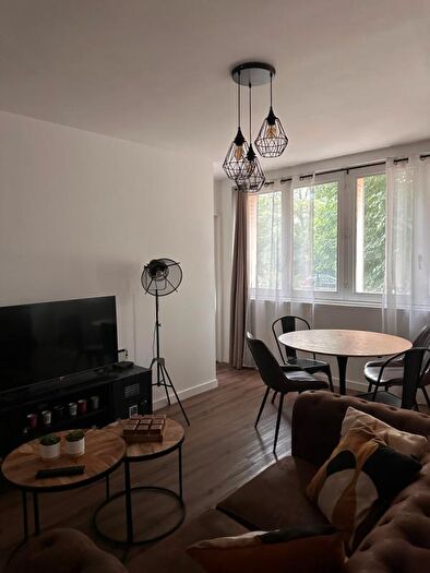 Appartement 3 pièces à Grenoble, Bajatière, à louer