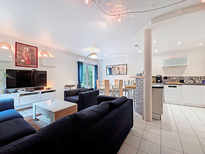 Maison à vendre - Castanet-Tolosan - 5 pièces - 4 chambres