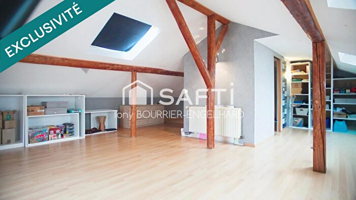 Maison à vendre - Neuves-Maisons - 6 pièces - 3 chambres
