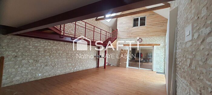 Maison à vendre - Naintré - 8 pièces - 7 chambres