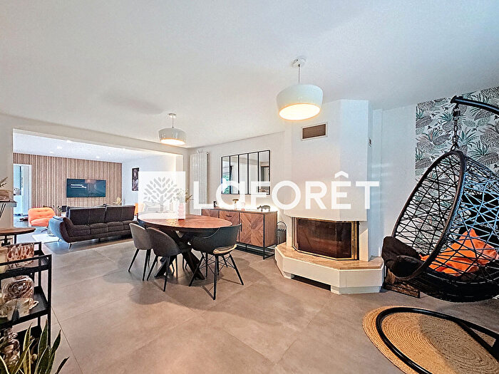 Maison à vendre - Moissy-Cramayel, Les Grès - 5 pièces - 4 chambres