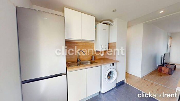 Appartement à louer - Bagatelle, Toulouse - 4 pièces - 3 chambres