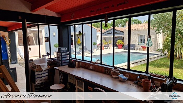 Maison à vendre - Dompierre-sur-Mer - 7 pièces - 4 chambres