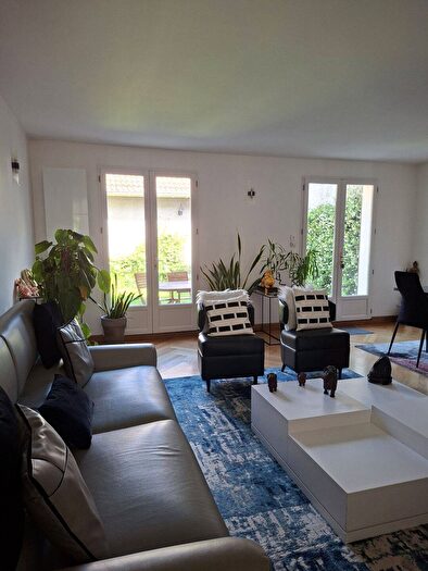 Coteaux du Bel Air, Saint-Germain-en-Laye : Maison 6 pièces à louer