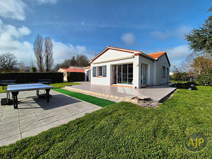 Maison 6 pièces à Commequiers, à vendre