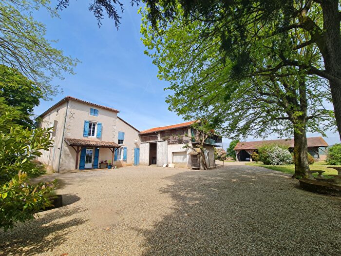 Maison 7 pièces à Buzet-sur-Baïse, à vendre