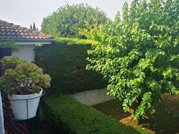 La-Jacquiere, Meyzieu : Appartement 2 pièces à louer