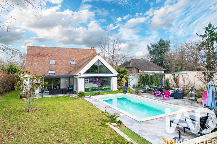 Maison à vendre - Cély - 9 pièces - 4 chambres