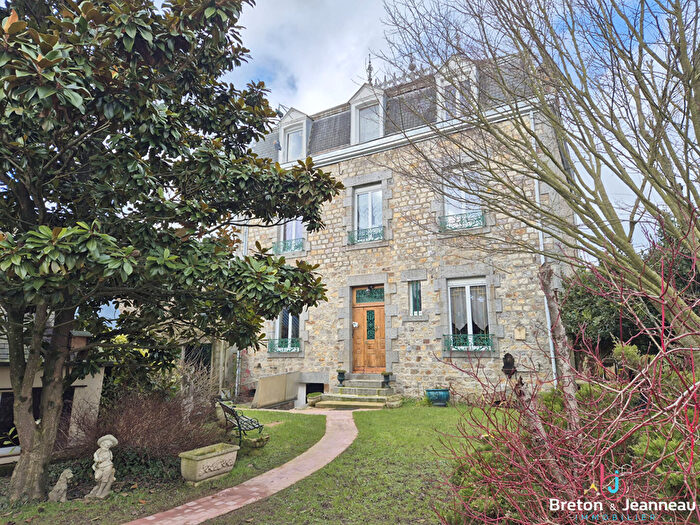Couterne - Maison 12 pièces à vendre