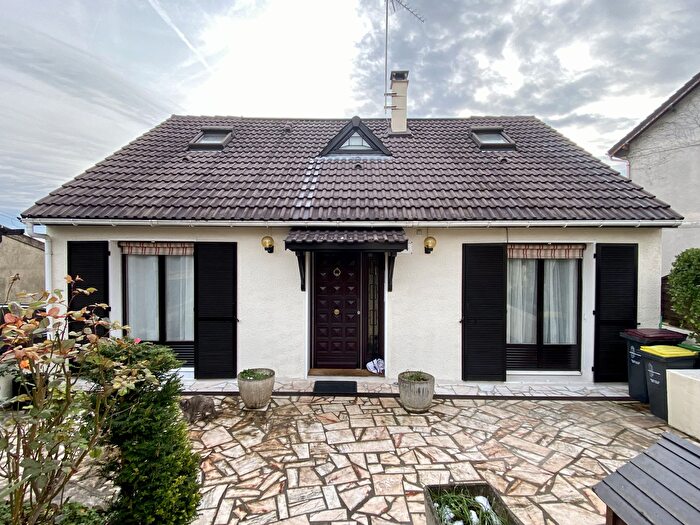 Maison à vendre - Savigny-sur-Orge, Côteau - 7 pièces - 6 chambres