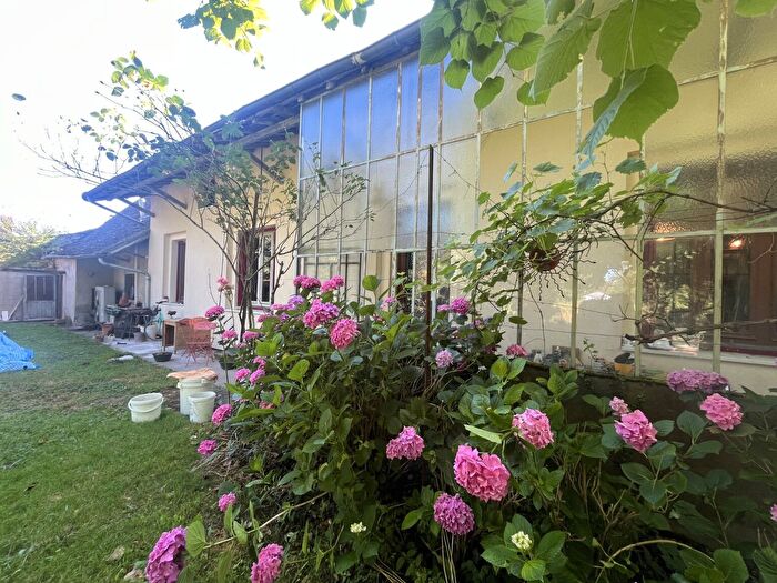 Maison à vendre - Cuisery - 6 pièces - 4 chambres