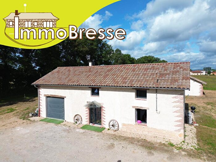 Saint-Étienne-sur-Reyssouze : Maison 6 pièces à vendre
