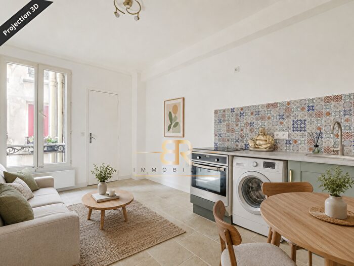 Appartement 2 pièces à Paris 17ème, La Fourche, Guy Moquet, à vendre