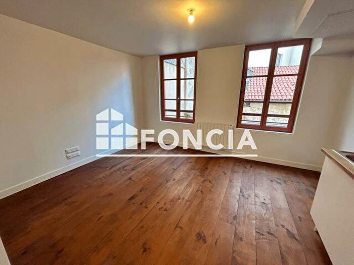 Appartement à louer - Centre-Hôtel de Ville, Limoges - 1 pièce