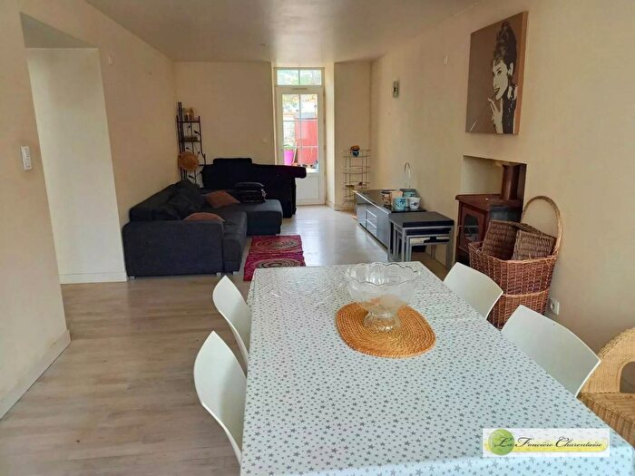 Villognon - Maison 3 pièces à louer
