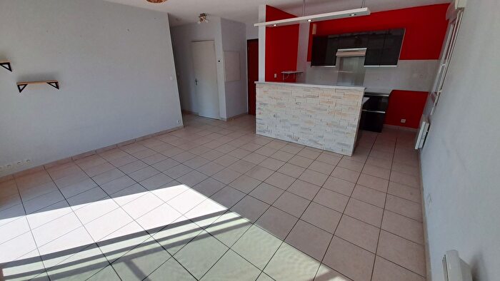 Luc-la-Primaube : Appartement 2 pièces à louer