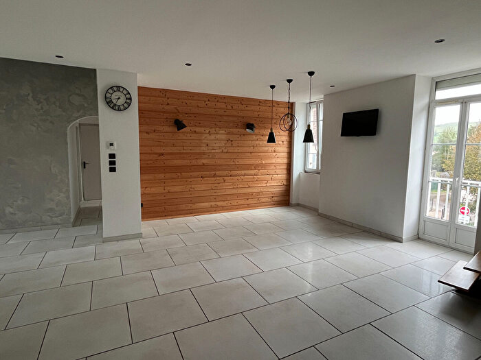 Appartement à louer - Marmagne - 5 pièces - 3 chambres