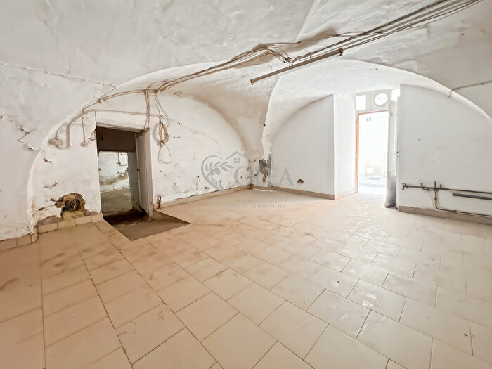 Saint-Quentin-la-Poterie - Appartement 6 pièces à vendre