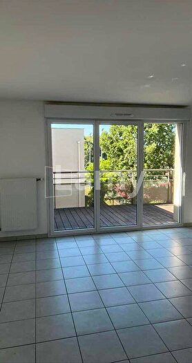 Appartement 4 pièces à Centre Ville, Saint-Fons, à louer